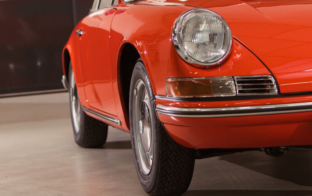 VEHICLE RESTORATION - HISTORICAL VEHICLES - Alcala Technology